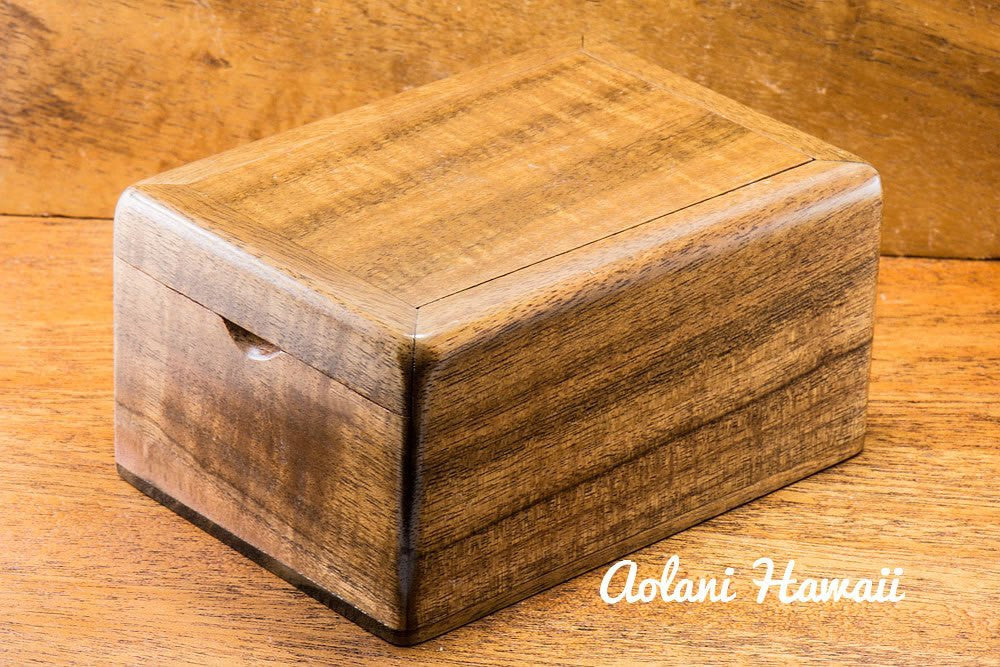 Hawaiian Koa Box for Keepsake Jewelry Gift – Aolani Hawaii